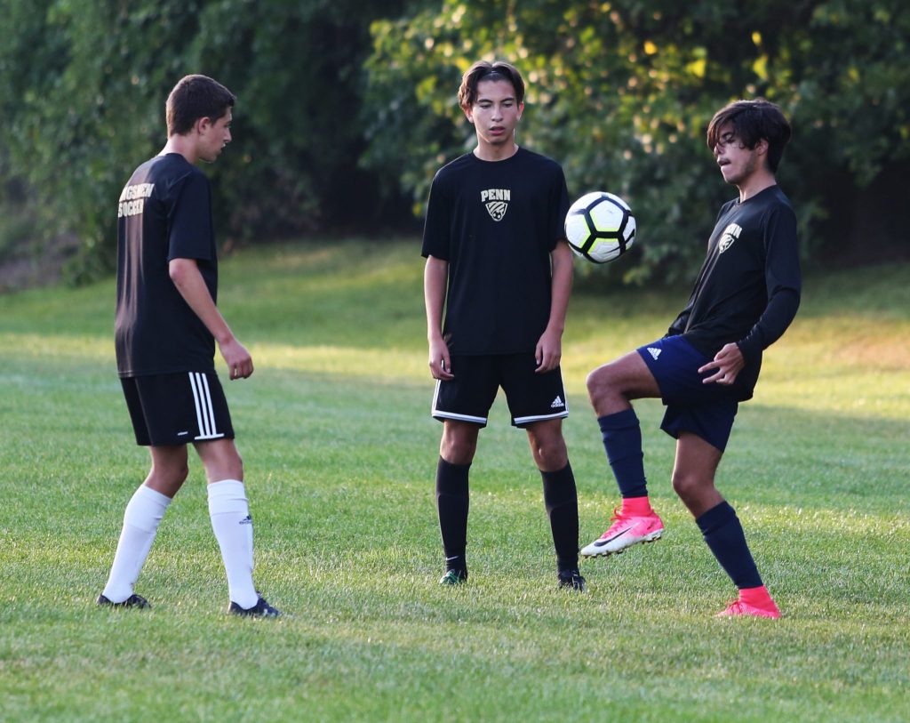 Boys Soccer Practice Photo Gallery – The Pennant